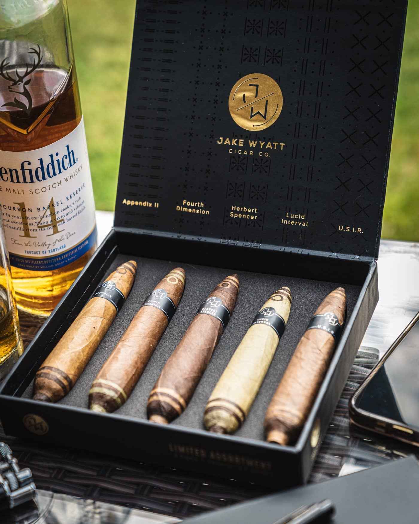 Jake Wyatt Announces Perfecto Sampler - Cigar News - Blind Man's Puff